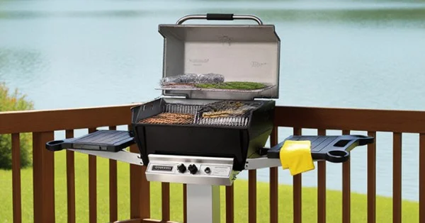 Broilmaster P3 & P4 Post-Mount Gas Grills